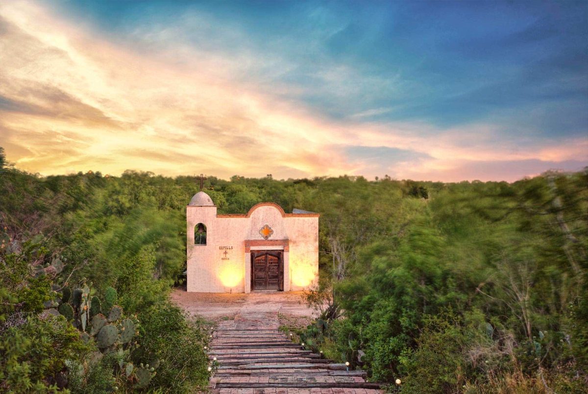 Capilla del Rio - The Valley Wedding Pages